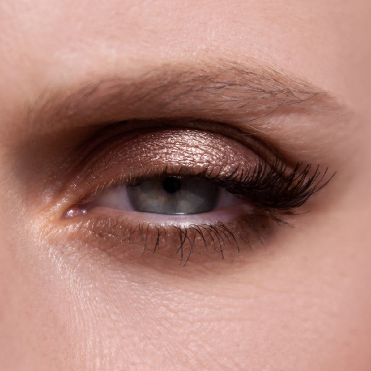 Rituel de Fille Half Light Eye Soot: Taupe Shimmer Eyeshadow
